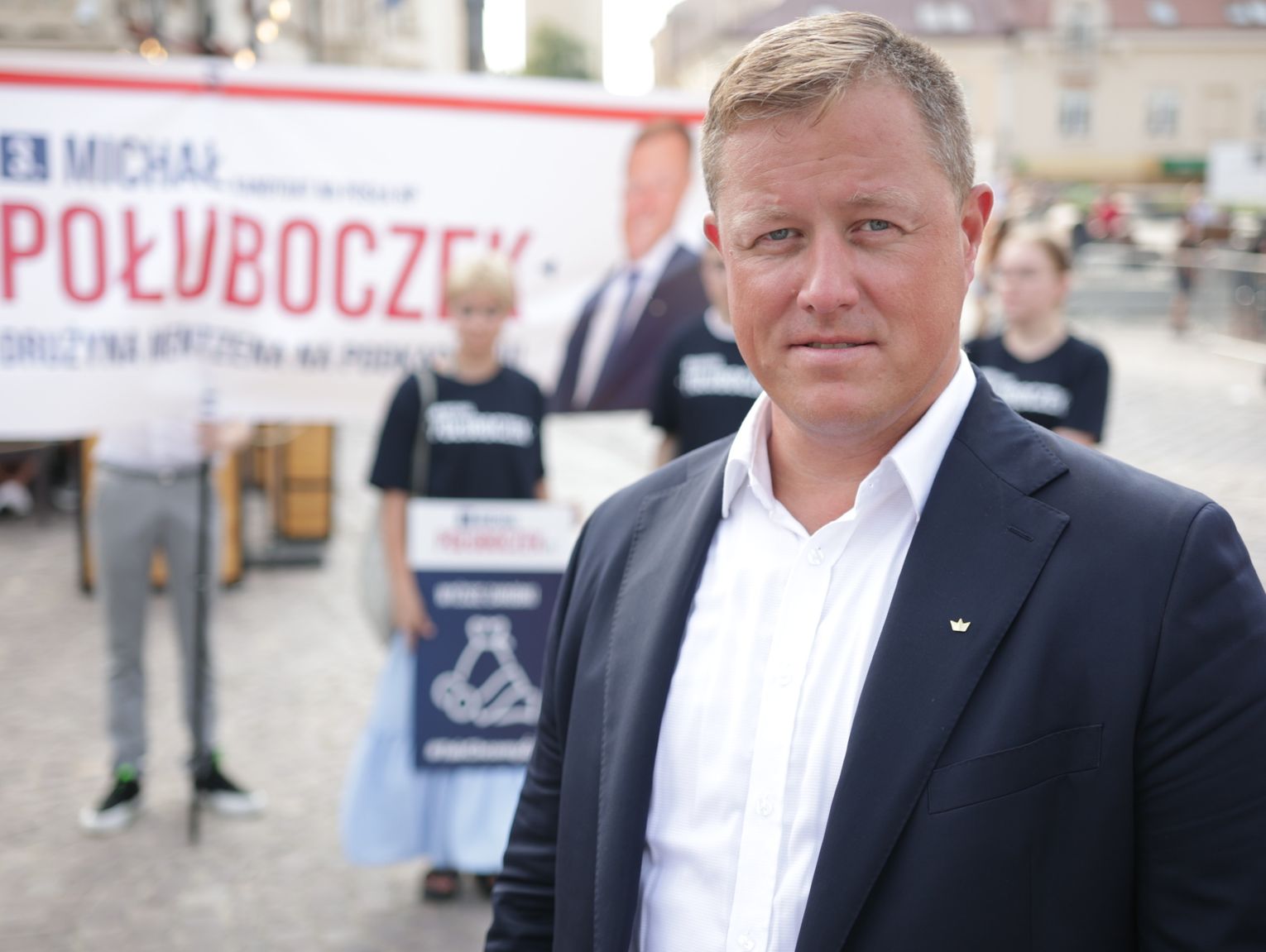 Jacek Kotula jest już kolejną znaną osobą, która poparła lidera ... Jacek Kotula jest już kolejną znaną osobą, która poparła lidera ...